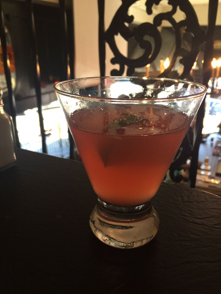 The Fox Pub - Modesto, CA - Full Menu, Reviews, Photos